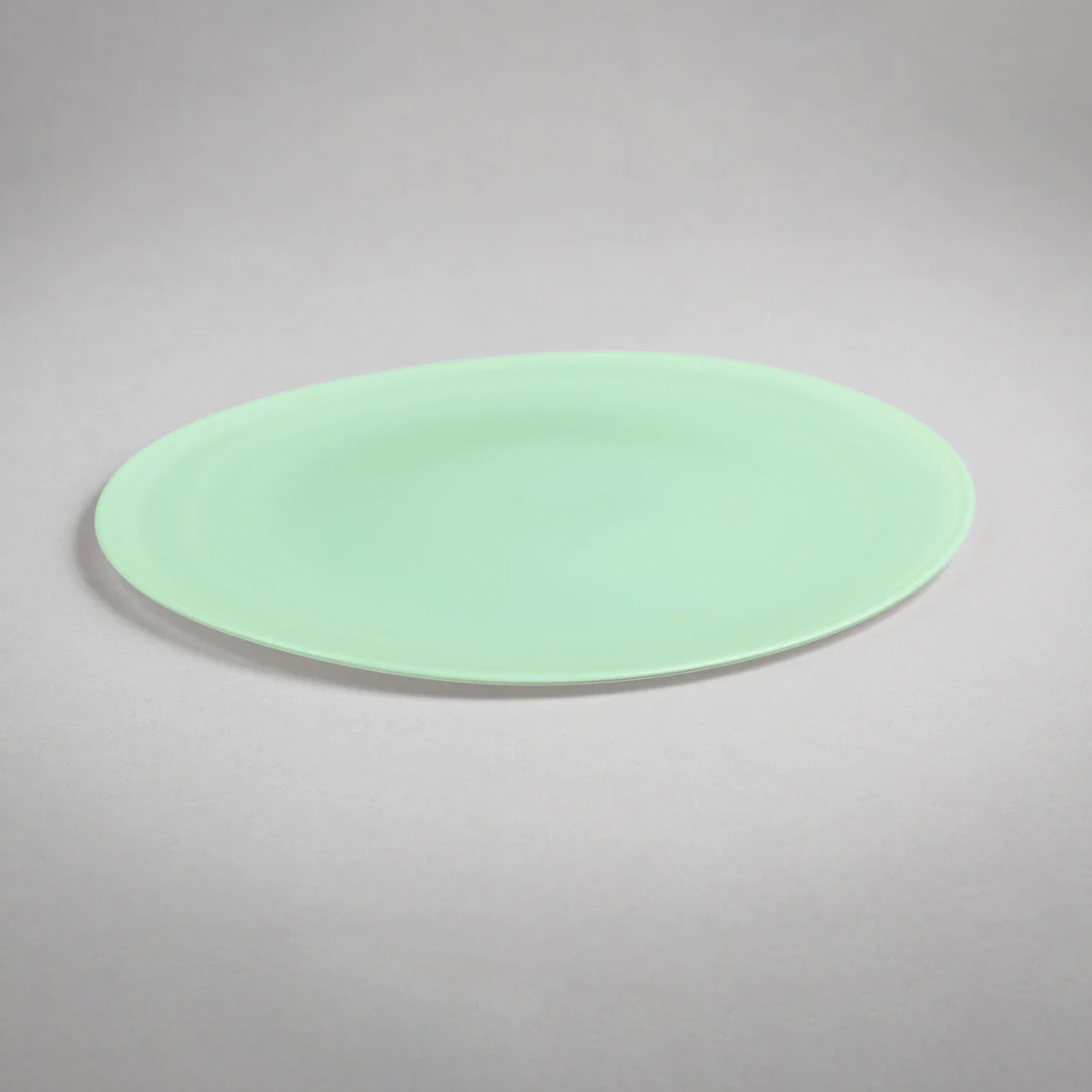 HELLE MARDAHL | Bon Bon Plate Mega | Pear – Composition