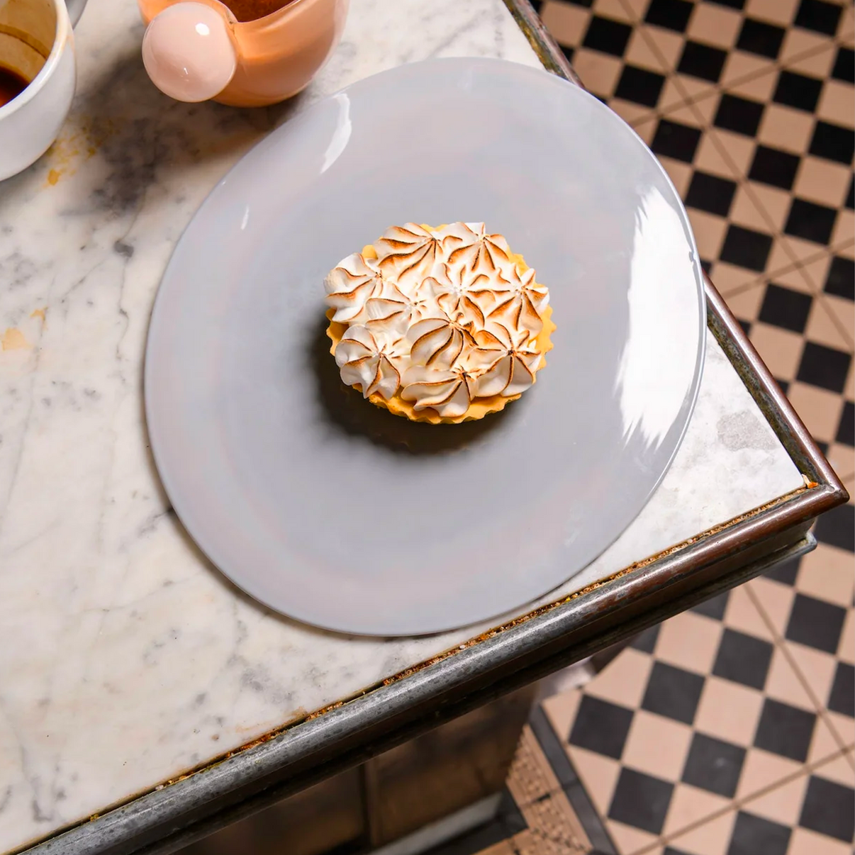 HELLE MARDAHL | Bon Bon Plate | Blueberry Ice Cream – Composition