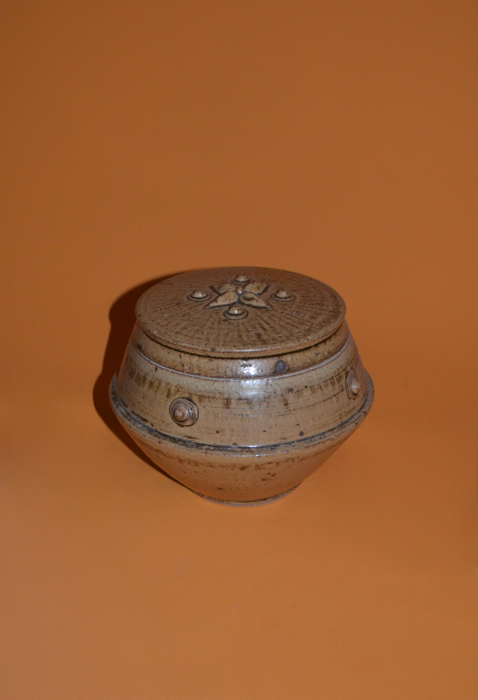 Lidded Pot – Composition